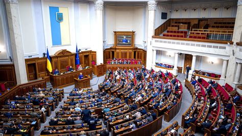 Ukraine Restores Hungarian Minority Education Rights In Landmark Vote