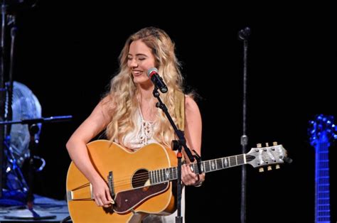 Who Is Emmy Russell Loretta Lynns Granddaughter Hits American Idol Us