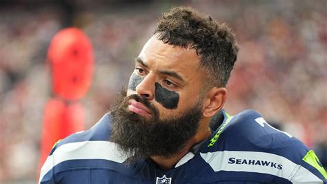Is Abraham Lucas Becoming A Concern For The Seattle Seahawks