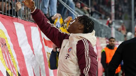 Tel Auf Dem Sprung Bayern Chef Lässt Verkauf Offen