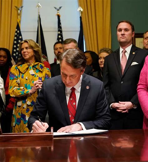 Virginia Gov Abigail Spanberger Rescinds Youngkin Order Requiring
