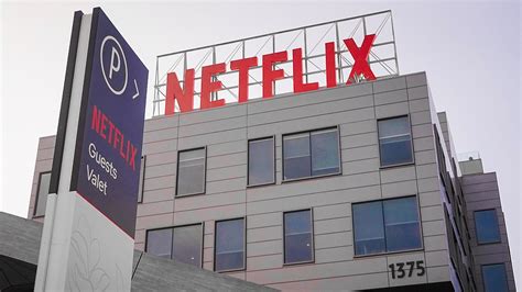 Holiday Netflix Phishing Scams Surge With Fake Account Suspension