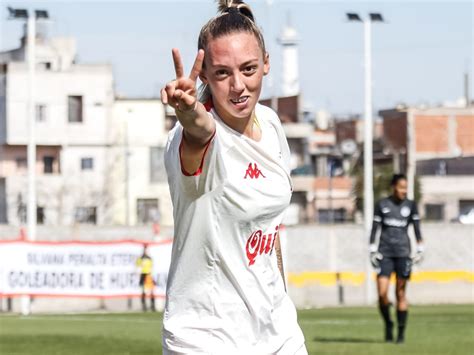 Huracán Derrotó 2 0 A San Lorenzo Y Se Quedó Con El Clásico Femenino