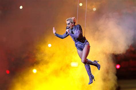 Lady Gaga Opens Super Bowl Li Halftime Show With Tribute To America