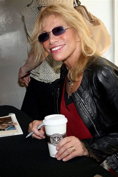 Carly Simon Shares Heartbreaking Health Update After Years Away