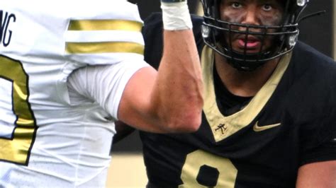 Why Chicago Bears Udfa Jayden Loving Is A Sleeper To Watch Yahoo Sports