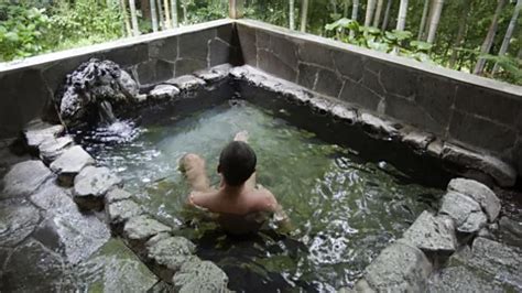 Japans Naked Art Of Body Positivity
