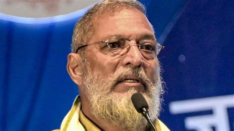 Nana Patekar Death Actor`s Mortal Remains Reaches His Native Village