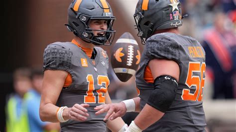 How To Watch Tennessee Vols Football Vs Arkansas Today On Tv Streaming