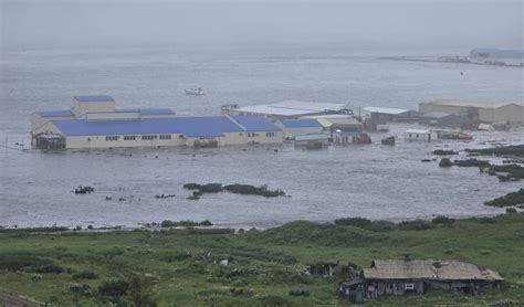 Massive 88 Earthquake Hits Russia 4 Meter Tsunami Strikes Kamchatka