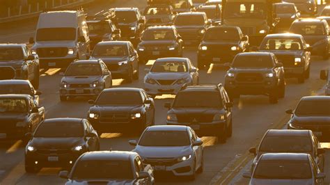 Socal Traffic Alert 405 Sepulveda Pass Lane Cuts And Overnight Freeway