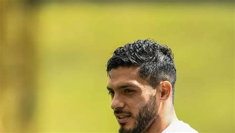 Wolves Transfer News Raul Jimenez Makes Decision On Potential