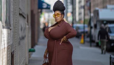 10 Curvy Black Influencers To Follow On National Curves Day