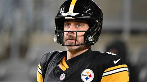Steelers Must Help Aaron Rodgers Rewrite The Ending After Brutal Flu