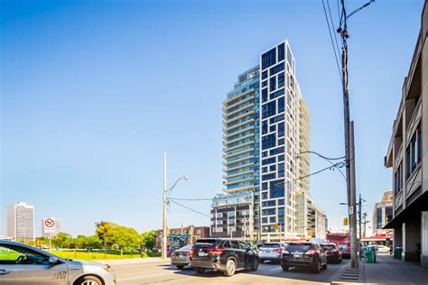 Rise Condominiums 3 Condos For Sale Condosca