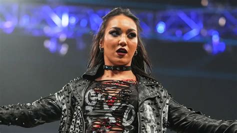 Roxanne Perez Shares Injury Update After Clashing Heads On Wwe Raw