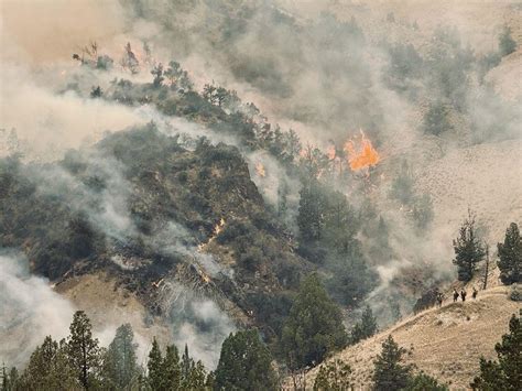 Calmer Weather Helps Crews In Battle With Akawa Butte Brewer Fires