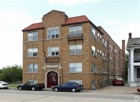 Cheyenne Arms Apartments 1210 S Cheyenne Ave Tulsa Ok 74119