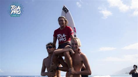 Latest Photos Suri Jabrik World Surf League