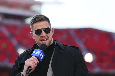 Jj Watt Tapped As Tony Romos Cbs Replacement Until Further Notice