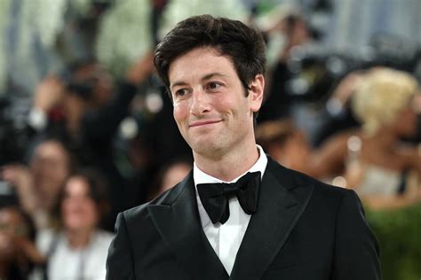 Karlie Kloss Husband Josh Kushner And Disneys Bob Iger Buy Los