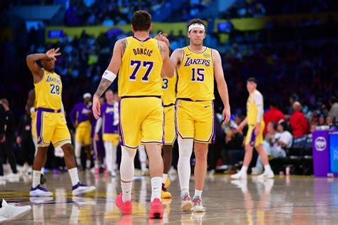 Lakers Updated Depth Chart After Free Agency Barrage Yahoo Sports