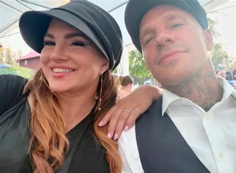 Gina Caranos Husband Kevin Ross Shares Intimate Details Of Couples Secret Wedding