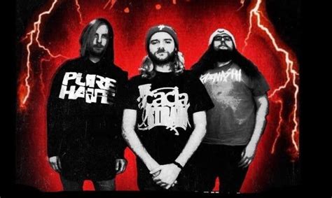 Bludgeon Nj Bookend Their Self Titled Ep With The Crushing Double
