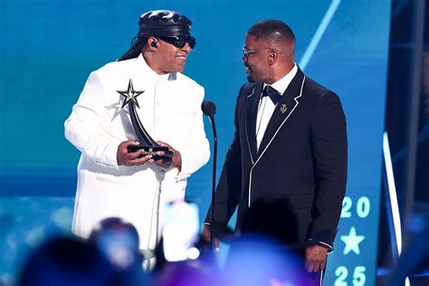 Stevie Wonder Reacts To Rumors He Can Actually See You Know The Truth