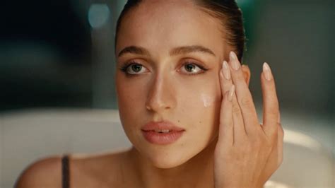 The 2026 Neutrogena Commercial Girl The Tate Mcrae Effect
