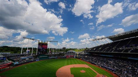 Kansas City Royals Looking To Hire Dozens For Upcoming Mlb Season
