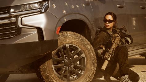 Laysla De Oliveira Teases ‘lioness Season 3 Debut With Behind The