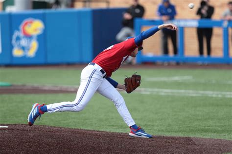 Where Kansas Baseball Ranks In Usa Today Sports Coaches Poll Top 25