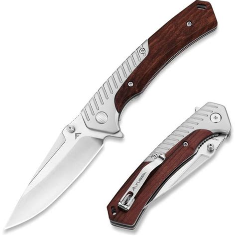 Locking Pocket Knives