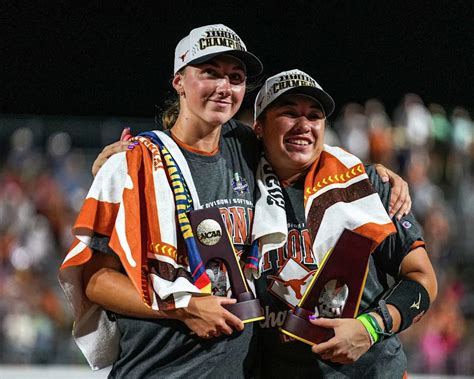 Texas Softball Report Card After Winning 2nd Straight Womens College