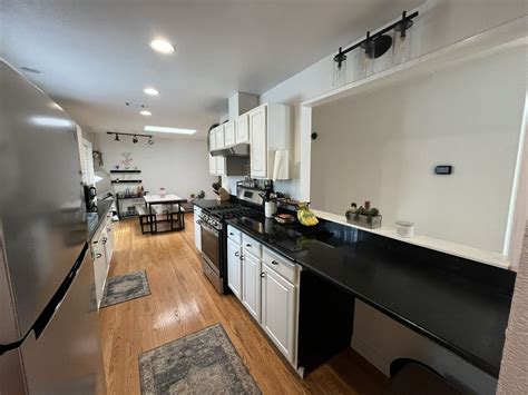 8342 Hillgrove St Utopia Management