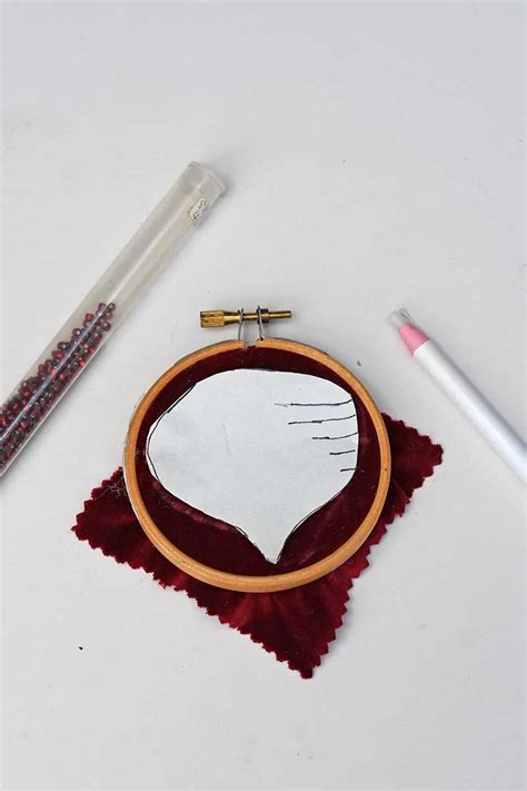 Make A Beautiful Beetroot Brooch With Scrap Fabric Pillar Box Blue