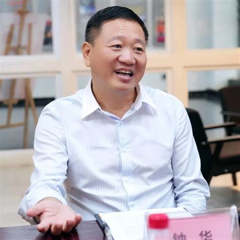 市监局李国伟一行调研万众城集团 小个专”党建示范点、市诚商会党支部 深圳市万众城集团有限公司