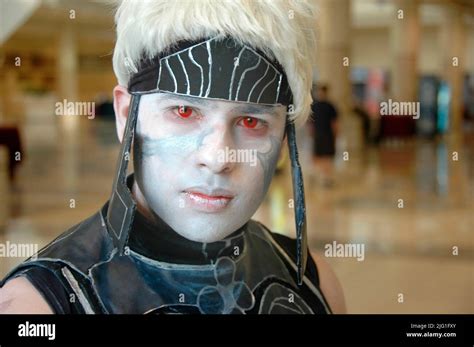 People At Megacon Dressing And Acting Like Characters They Admire For