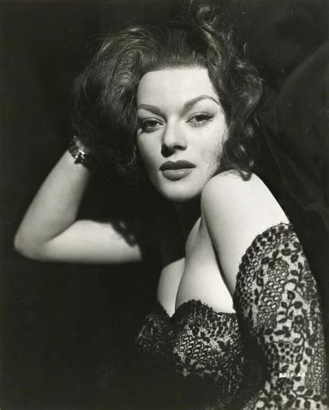 35 Gorgeous Photos Of American Actress Hazel Brooks In The 1940s