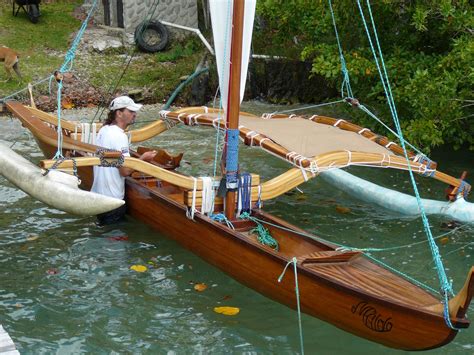 Bacalar Hawaiian Outrigger Canoe