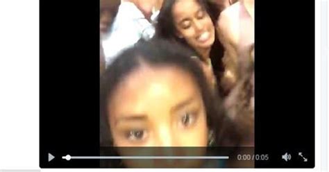 오바마 맏딸 말리아 힐러리 수락연설 대신 록 페스티벌 즐겨