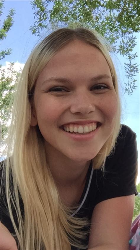 Marchelle Lundquist Medium