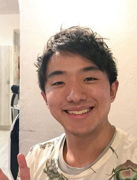 Insect Chefs First Love Was His Cockroach He Also Ate Her When She Died