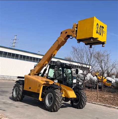 Lifting Height Telehandler Telescopic Forklift With Torque Outrigger Telescopic Forklift And