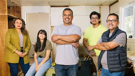 Izzy Battres Has Finally Spoken Out About Why Hgtv Decided To Cancel Izzy Does It “they Twisted