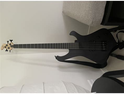 Esh Stinger Bass What To Know And Where To Buy Equipboard