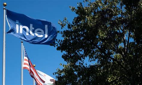 Intels New Gaming Chip Could End Amds Handheld Gaming Monopoly The