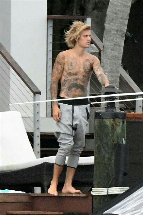 Justin Biebers Feet