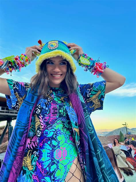 5 Festival Brands For Winter Music Festival Outfits Artofit